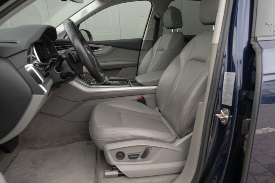 Blue Audi Q7 2020 in Vilnius, with an engine capacity of 3.00 L and mileage of 102 thousand km for 46250 €, photo 15 on AUTOMOTO.COM.LV