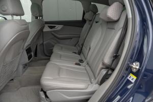 Blue Audi Q7 2020 in Vilnius, with an engine capacity of 3.00 L and mileage of 102 thousand km for 46250 €, photo 16 on AUTOMOTO.COM.LV