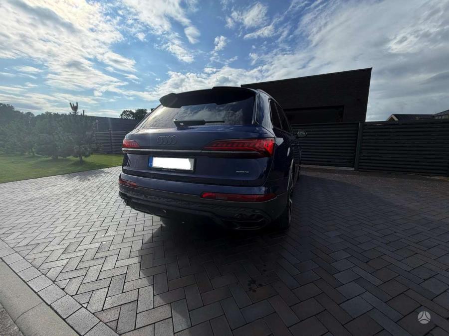 Blue Audi Q7 2021 in Klaipeda, with an engine capacity of 3.00 L and mileage of 82 thousand km for 56000 €, photo 5 on AUTOMOTO.COM.LV