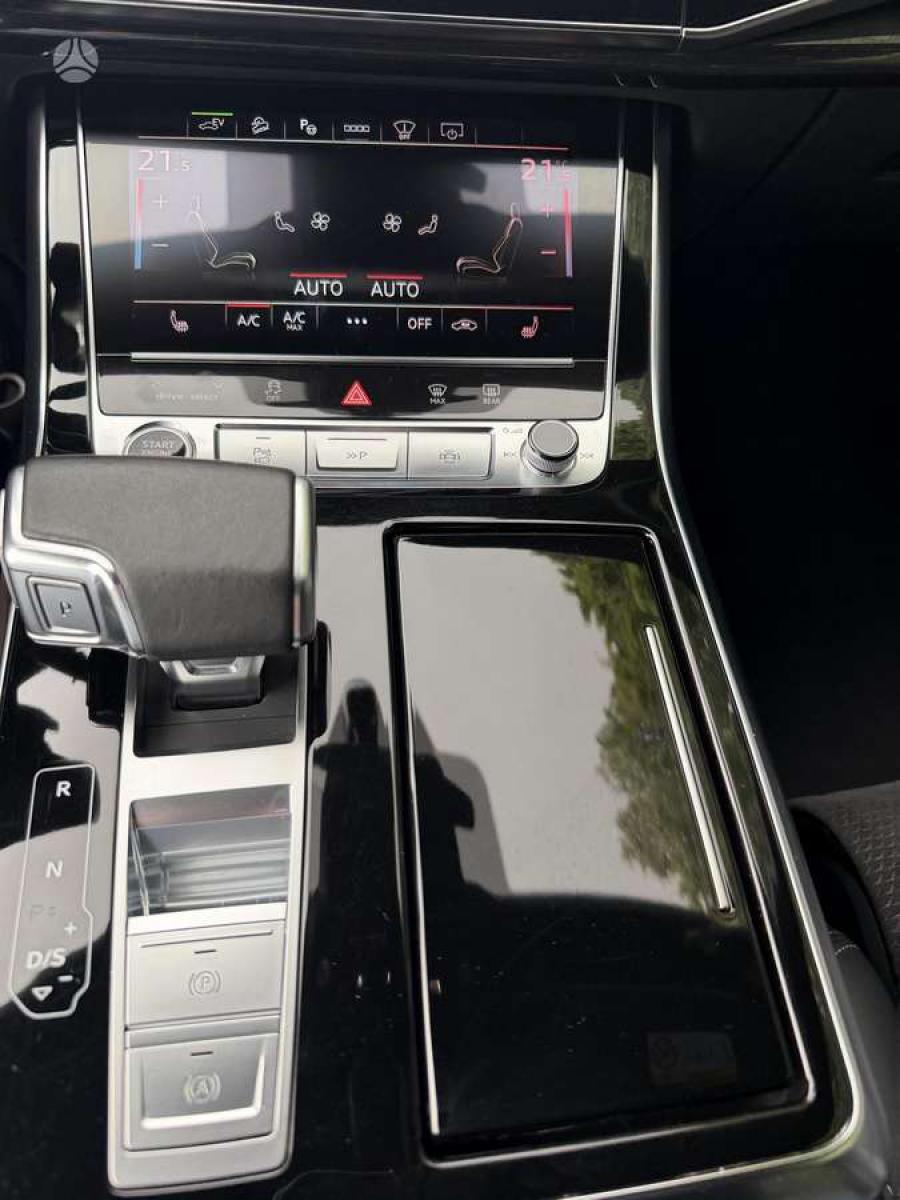 Blue Audi Q7 2021 in Klaipeda, with an engine capacity of 3.00 L and mileage of 82 thousand km for 56000 €, photo 26 on AUTOMOTO.COM.LV