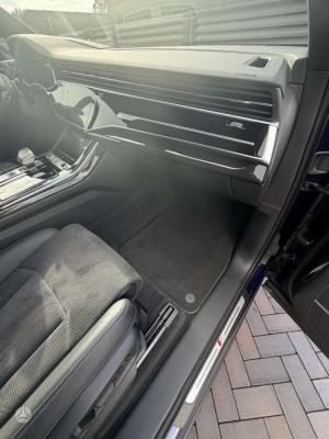 Blue Audi Q7 2021 in Klaipeda, with an engine capacity of 3.00 L and mileage of 82 thousand km for 56000 €, photo 37 on AUTOMOTO.COM.LV