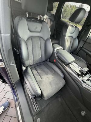 Blue Audi Q7 2021 in Klaipeda, with an engine capacity of 3.00 L and mileage of 82 thousand km for 56000 €, photo 38 on AUTOMOTO.COM.LV