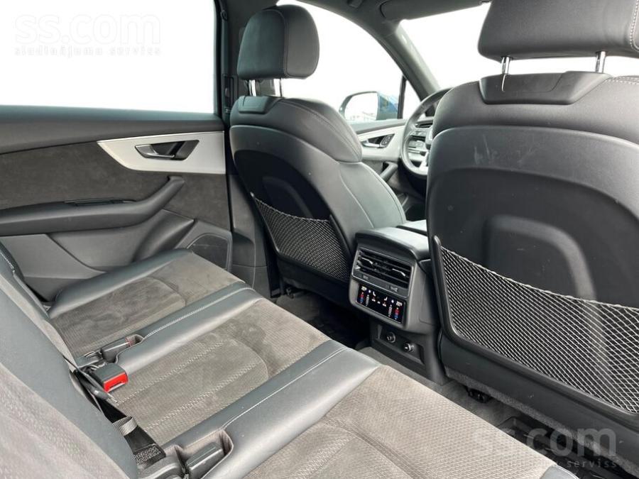 Zils Audi Q7 2021 Rīga, ar dzinēja tilpumu 3.00 L un nobraukumu 128 tūkst. km par 34300 €, foto 8 vietnē AUTOMOTO.COM.LV