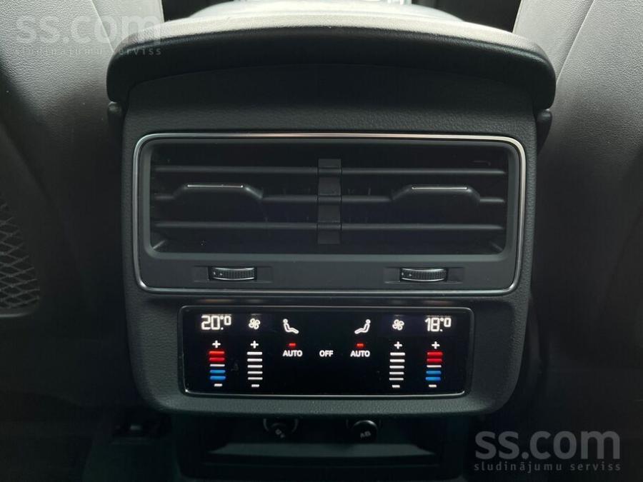 Zils Audi Q7 2021 Rīga, ar dzinēja tilpumu 3.00 L un nobraukumu 128 tūkst. km par 34300 €, foto 21 vietnē AUTOMOTO.COM.LV