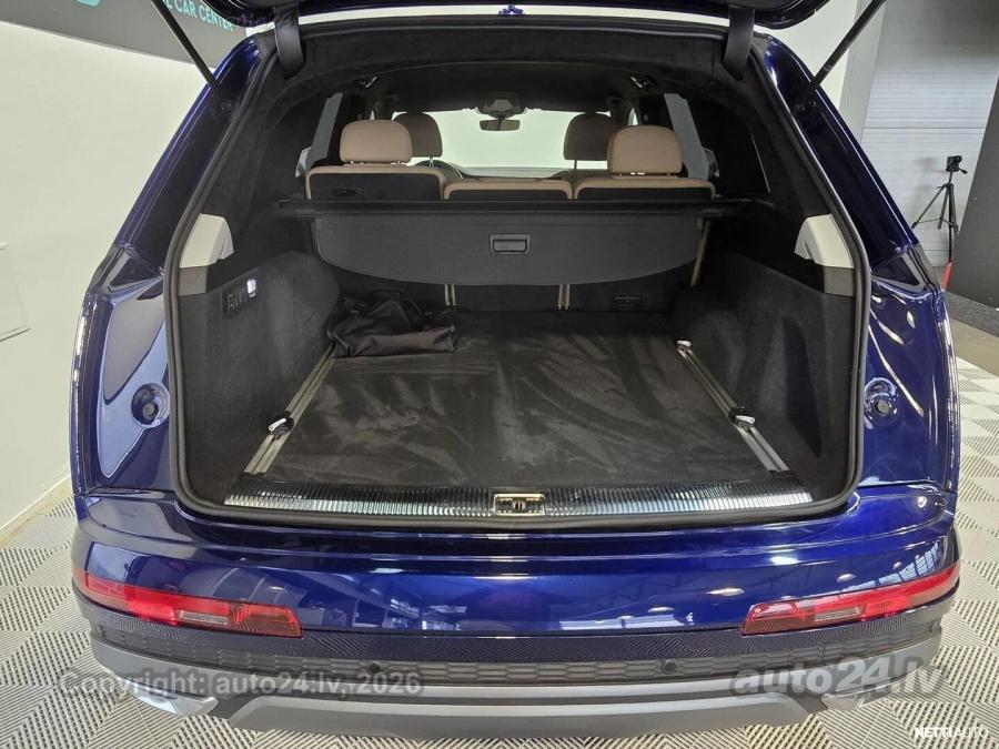 Zils Audi Q7 2021 Pērnava, ar dzinēja tilpumu 3.00 L un nobraukumu 43 tūkst. km par 43900 €, foto 16 vietnē AUTOMOTO.COM.LV