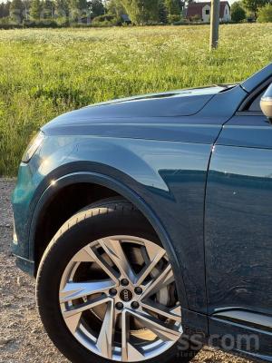 Blue Audi Q7 2022 in Riga, with an engine capacity of 3.00 L and mileage of 62 thousand km for 40850 €, photo 7 on AUTOMOTO.COM.LV