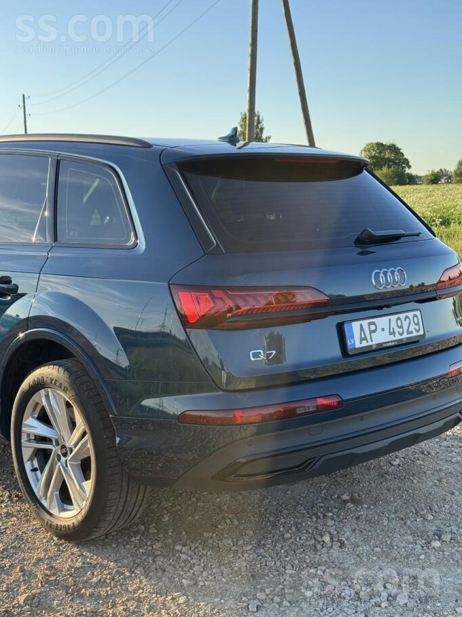 Blue Audi Q7 2022 in Riga, with an engine capacity of 3.00 L and mileage of 62 thousand km for 40850 €, photo 8 on AUTOMOTO.COM.LV