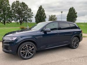 Blue Audi Q7 2022 in Riga, with an engine capacity of 3.00 L and mileage of 83 thousand km for 40500 €, photo  on AUTOMOTO.COM.LV