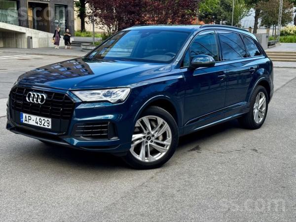Синий Ауди Ку 7 2022 в Рига, объемом двигателя 3.00 л и пробегом 64 тыс. км за 39500 €, фото 1 на AUTOMOTO.COM.LV