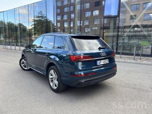 Blue Audi Q7 2022 in Riga, with an engine capacity of 3.00 L and mileage of 64 thousand km for 39500 €, photo 3 on AUTOMOTO.COM.LV