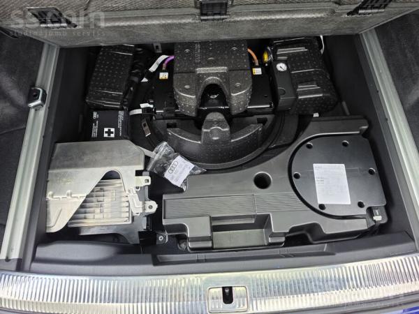 Zils Audi Q7 2022 Liepāja, ar dzinēja tilpumu 3.00 L un nobraukumu 84 tūkst. km par 59000 €, foto 10 vietnē AUTOMOTO.COM.LV
