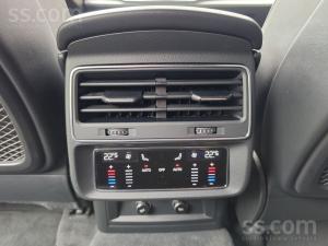 Zils Audi Q7 2022 Liepāja, ar dzinēja tilpumu 3.00 L un nobraukumu 84 tūkst. km par 59000 €, foto 19 vietnē AUTOMOTO.COM.LV