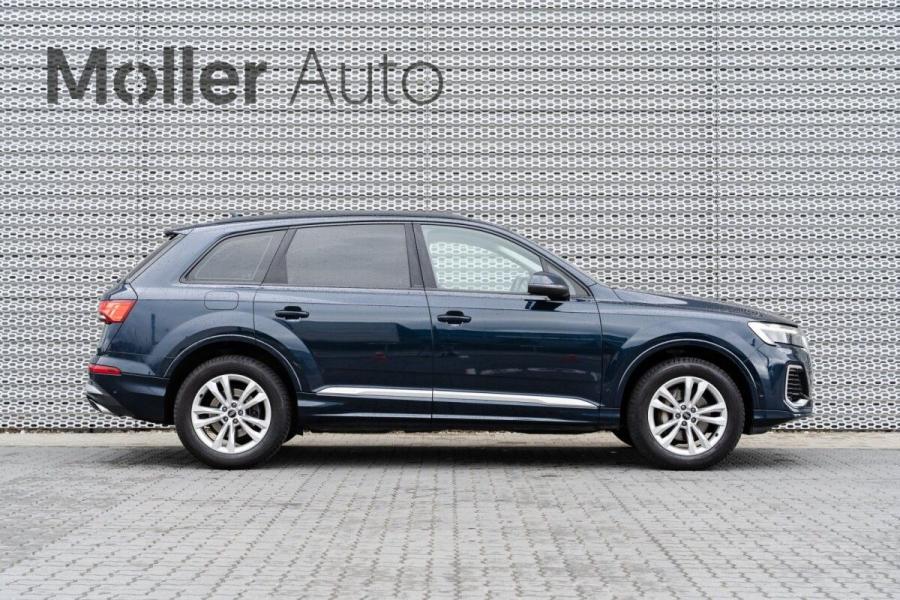 Blue Audi Q7 2024 in Marupe, with an engine capacity of 3.00 L and mileage of 73 thousand km for 53200 €, photo 6 on AUTOMOTO.COM.LV