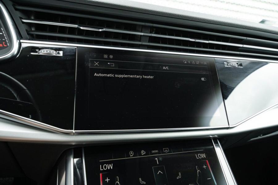 Blue Audi Q7 2024 in Marupe, with an engine capacity of 3.00 L and mileage of 73 thousand km for 53200 €, photo 18 on AUTOMOTO.COM.LV