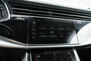 Blue Audi Q7 2024 in Marupe, with an engine capacity of 3.00 L and mileage of 73 thousand km for 53200 €, photo 19 on AUTOMOTO.COM.LV