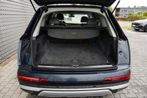 Blue Audi Q7 2024 in Marupe, with an engine capacity of 3.00 L and mileage of 73 thousand km for 53200 €, photo 29 on AUTOMOTO.COM.LV