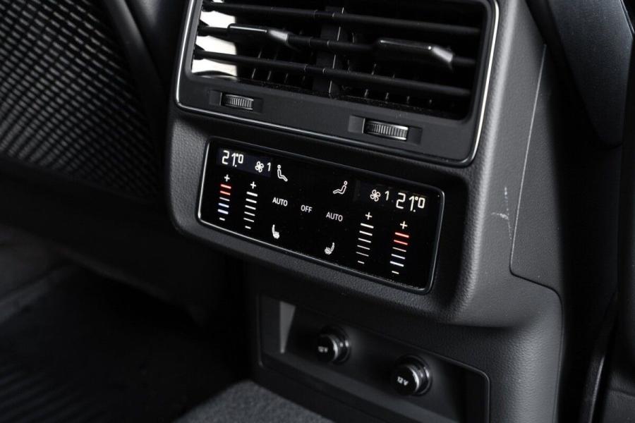 Zils Audi Q7 2024 Mārupe, ar dzinēja tilpumu 3.00 L un nobraukumu 39 tūkst. km par 59350 €, foto 37 vietnē AUTOMOTO.COM.LV