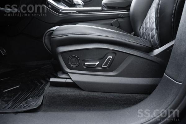 Blue Audi Q7 2024 in Riga, with an engine capacity of 3.00 L and mileage of 39 thousand km for 59350 €, photo 9 on AUTOMOTO.COM.LV