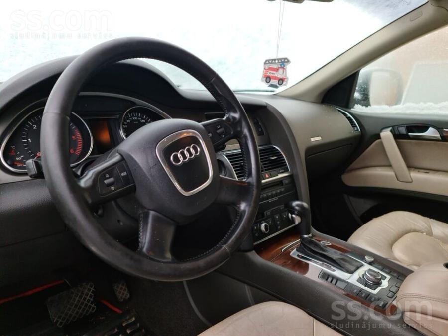 Brown Audi Q7 2006 in Daugavpils, with an engine capacity of 3.00 L and mileage of 318 thousand km for 6300 €, photo 1 on AUTOMOTO.COM.LV