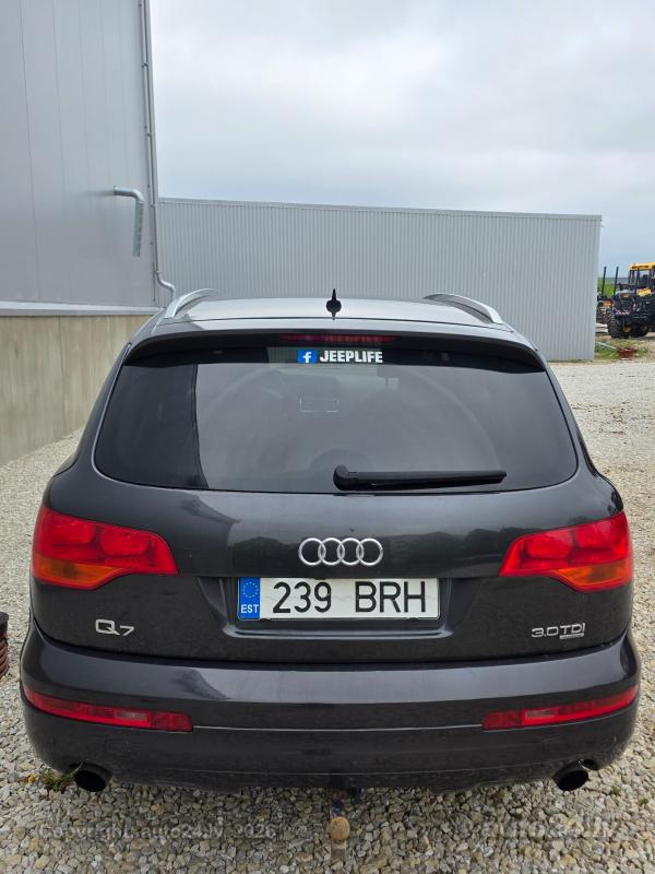 Brown Audi Q7 2007 in Tartu, with an engine capacity of 3.00 L and mileage of 466 thousand km for 4500 €, photo 5 on AUTOMOTO.COM.LV