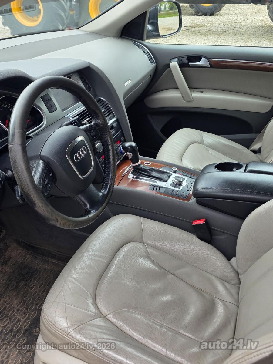 Brown Audi Q7 2007 in Tartu, with an engine capacity of 3.00 L and mileage of 466 thousand km for 4500 €, photo 9 on AUTOMOTO.COM.LV