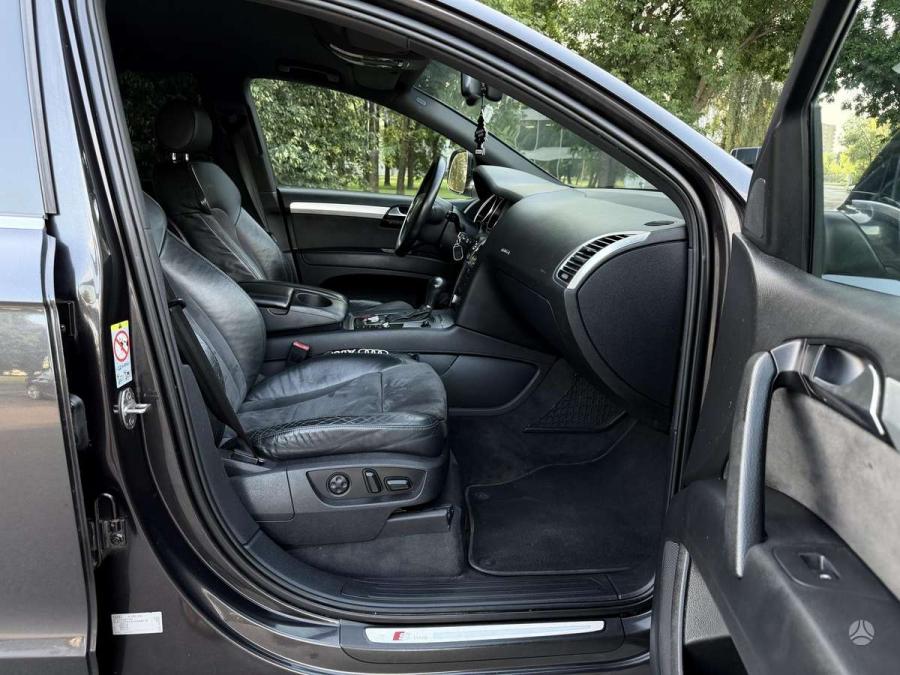 Brown Audi Q7 2007 in Kaunas, with an engine capacity of 2.97 L and mileage of 363 thousand km for 6950 €, photo 24 on AUTOMOTO.COM.LV