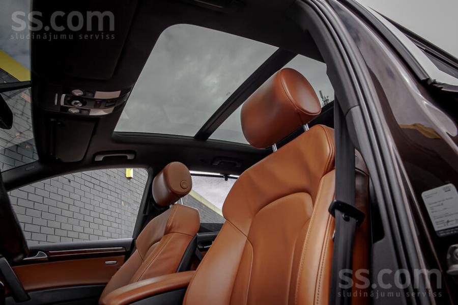 Brown Audi Q7 2009 in Tukums, with an engine capacity of 4.20 L and mileage of 0 thousand km for 13550 €, photo 11 on AUTOMOTO.COM.LV