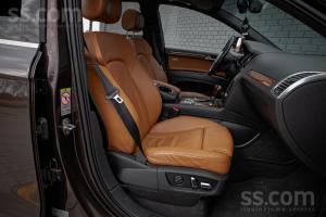Brown Audi Q7 2009 in Tukums, with an engine capacity of 4.20 L and mileage of 0 thousand km for 13550 €, photo 12 on AUTOMOTO.COM.LV