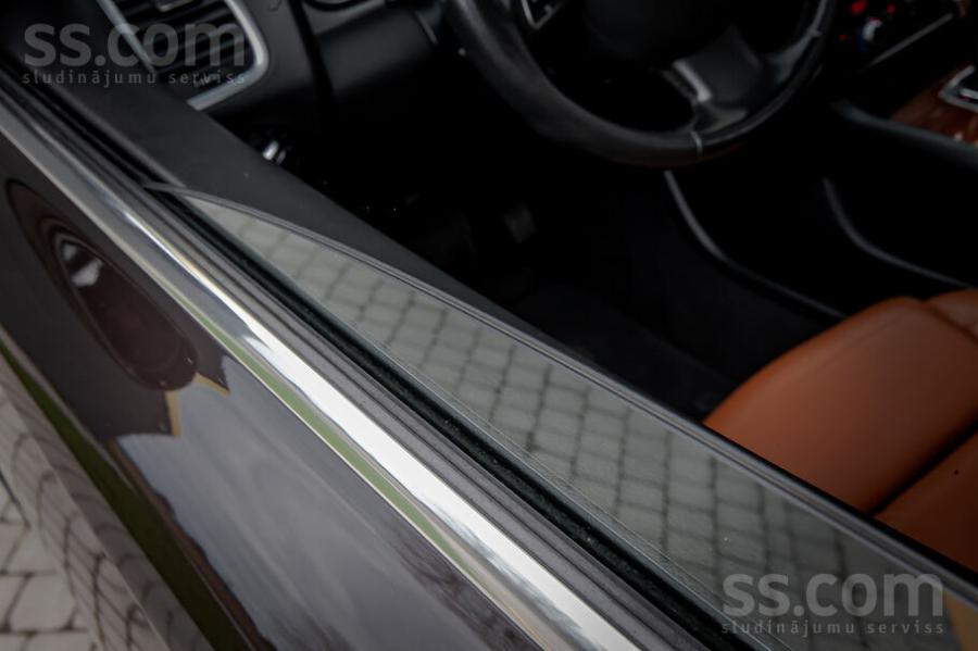 Brown Audi Q7 2009 in Tukums, with an engine capacity of 4.20 L and mileage of 0 thousand km for 13550 €, photo 19 on AUTOMOTO.COM.LV