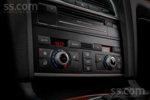 Brown Audi Q7 2009 in Tukums, with an engine capacity of 4.20 L and mileage of 0 thousand km for 13550 €, photo 31 on AUTOMOTO.COM.LV
