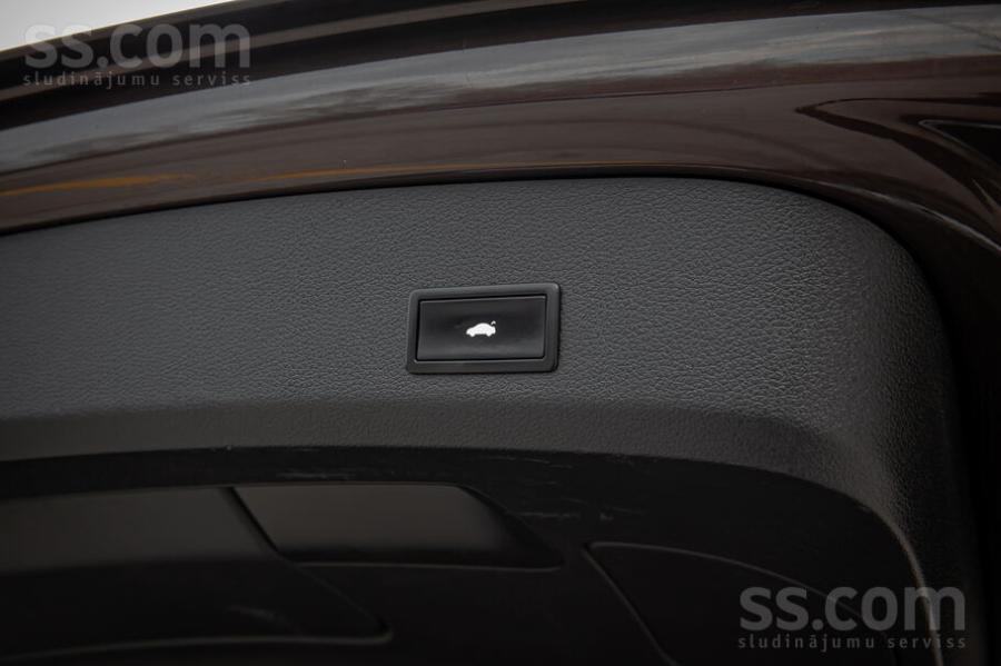 Brown Audi Q7 2009 in Tukums, with an engine capacity of 4.20 L and mileage of 0 thousand km for 13550 €, photo 36 on AUTOMOTO.COM.LV