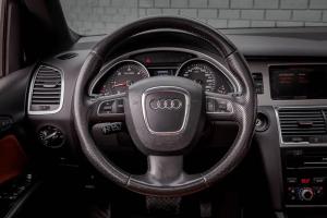 Brūns Audi Q7 2009 Tukums, ar dzinēja tilpumu 4.20 L un nobraukumu 266 tūkst. km par 13550 €, foto 22 vietnē AUTOMOTO.COM.LV