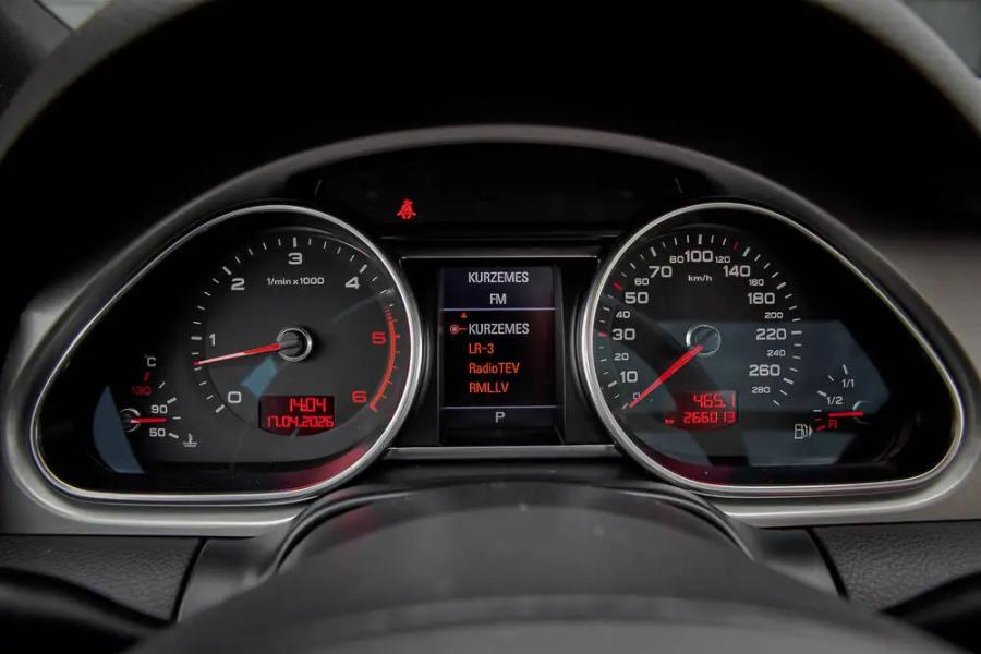 Brūns Audi Q7 2009 Tukums, ar dzinēja tilpumu 4.20 L un nobraukumu 266 tūkst. km par 13550 €, foto 24 vietnē AUTOMOTO.COM.LV