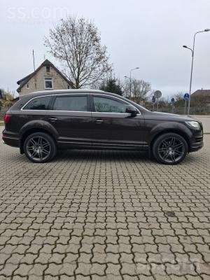 Brūns Audi Q7 2010 Madona, ar dzinēja tilpumu 3.00 L un nobraukumu 262 tūkst. km par 11100 €, foto 5 vietnē AUTOMOTO.COM.LV