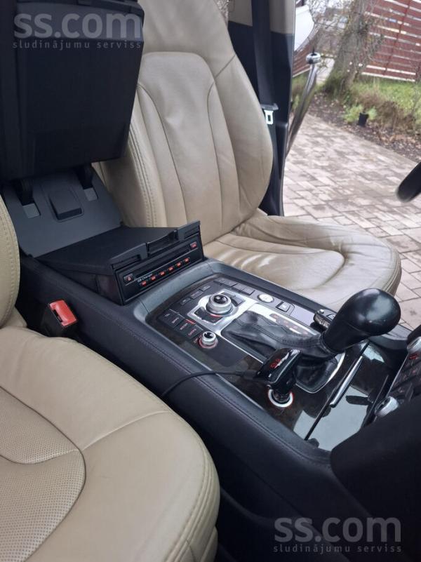 Brūns Audi Q7 2010 Madona, ar dzinēja tilpumu 3.00 L un nobraukumu 262 tūkst. km par 11100 €, foto 9 vietnē AUTOMOTO.COM.LV