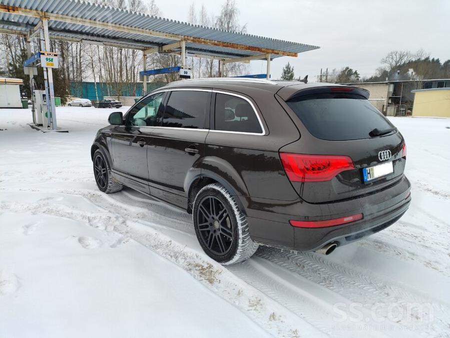 Brūns Audi Q7 2011 Rīga, ar dzinēja tilpumu 4.20 L un nobraukumu 326 tūkst. km par 15000 €, foto 2 vietnē AUTOMOTO.COM.LV
