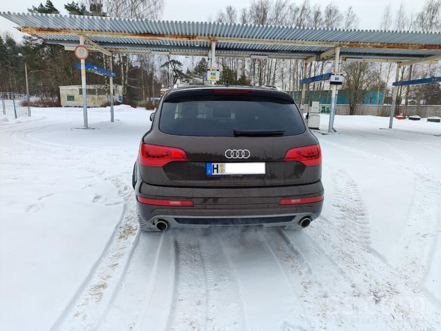 Brūns Audi Q7 2011 Rīga, ar dzinēja tilpumu 4.20 L un nobraukumu 326 tūkst. km par 15000 €, foto 3 vietnē AUTOMOTO.COM.LV