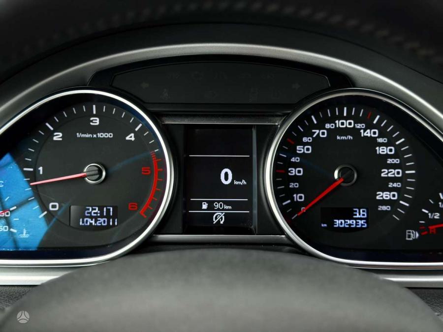 Brūns Audi Q7 2012 Viļņa, ar dzinēja tilpumu 2.97 L un nobraukumu 303 tūkst. km par 8990 €, foto 29 vietnē AUTOMOTO.COM.LV