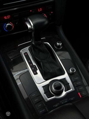Brown Audi Q7 2012 in Vilnius, with an engine capacity of 2.97 L and mileage of 303 thousand km for 8490 €, photo 22 on AUTOMOTO.COM.LV