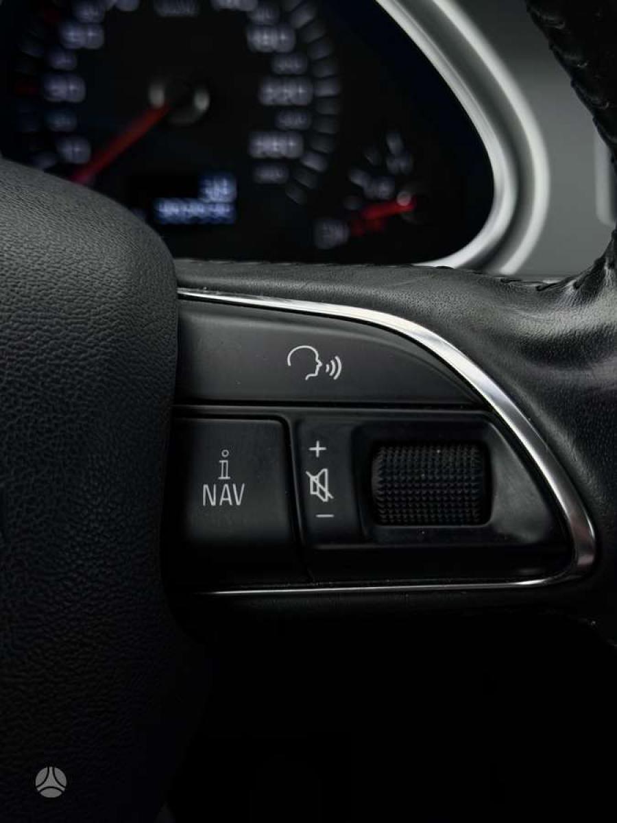 Brown Audi Q7 2012 in Vilnius, with an engine capacity of 2.97 L and mileage of 303 thousand km for 8450 €, photo 26 on AUTOMOTO.COM.LV