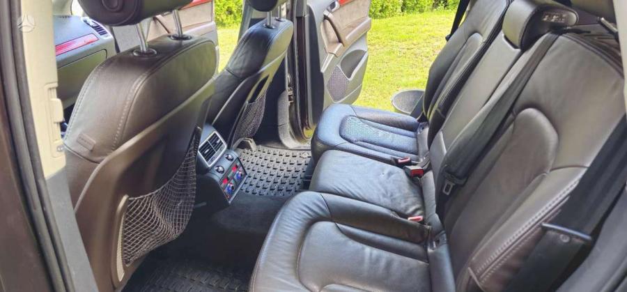 Brūns Audi Q7 2012 Jonava, ar dzinēja tilpumu 3.00 L un nobraukumu 357 tūkst. km par 10800 €, foto 10 vietnē AUTOMOTO.COM.LV