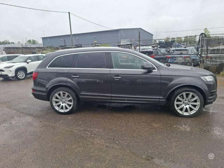 Brūns Audi Q7 2012 Kauņa, ar dzinēja tilpumu 4.13 L un nobraukumu 213 tūkst. km par 8100 €, foto 5 vietnē AUTOMOTO.COM.LV