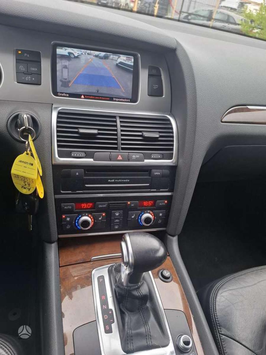 Brūns Audi Q7 2012 Kauņa, ar dzinēja tilpumu 4.13 L un nobraukumu 213 tūkst. km par 8100 €, foto 12 vietnē AUTOMOTO.COM.LV