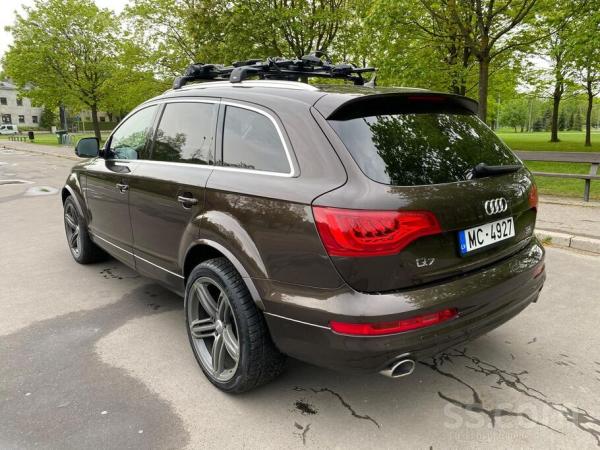 Brown Audi Q7 2013 in Riga, with an engine capacity of 3.00 L and mileage of 224 thousand km for 14750 €, photo 2 on AUTOMOTO.COM.LV