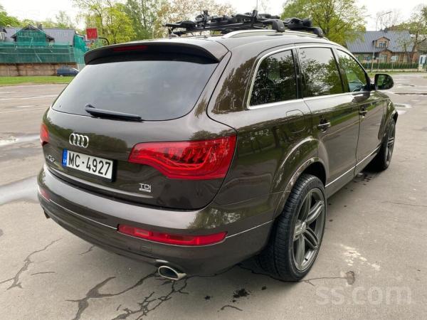Brown Audi Q7 2013 in Riga, with an engine capacity of 3.00 L and mileage of 224 thousand km for 14750 €, photo 4 on AUTOMOTO.COM.LV