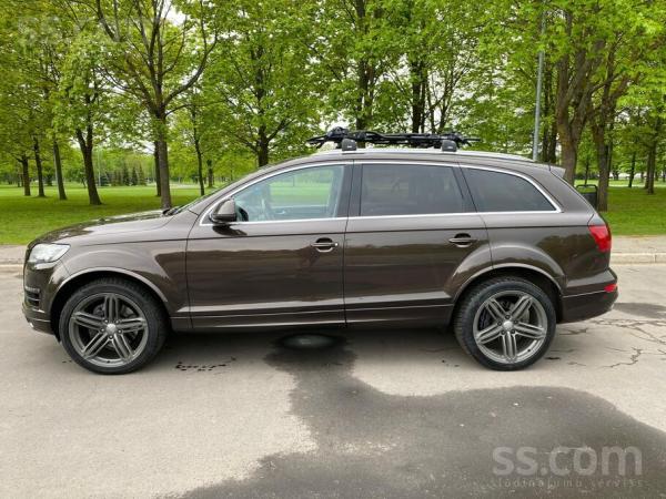 Brown Audi Q7 2013 in Riga, with an engine capacity of 3.00 L and mileage of 224 thousand km for 14750 €, photo 5 on AUTOMOTO.COM.LV
