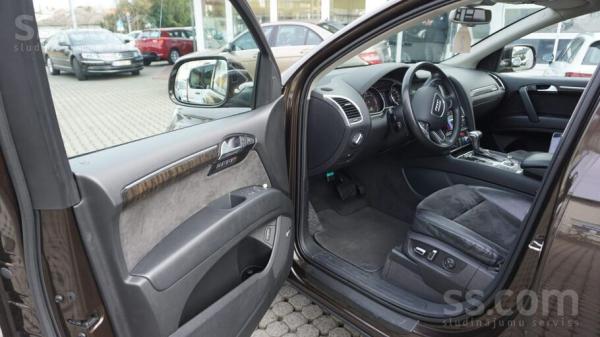 Brown Audi Q7 2013 in Riga, with an engine capacity of 3.00 L and mileage of 224 thousand km for 14750 €, photo 8 on AUTOMOTO.COM.LV