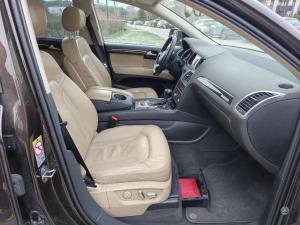 Brown Audi Q7 2013 in Vilnius, with an engine capacity of 4.20 L and mileage of 285 thousand km for 15500 €, photo 25 on AUTOMOTO.COM.LV