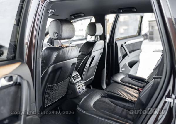 Brūns Audi Q7 2013 Tallina, ar dzinēja tilpumu 3.00 L un nobraukumu 257 tūkst. km par 11990 €, foto 10 vietnē AUTOMOTO.COM.LV