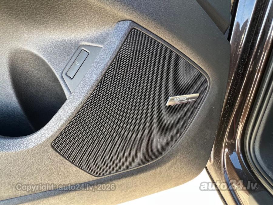 Brown Audi Q7 2013 in Tallinn, with an engine capacity of 3.00 L and mileage of 220 thousand km for 14014 €, photo 13 on AUTOMOTO.COM.LV